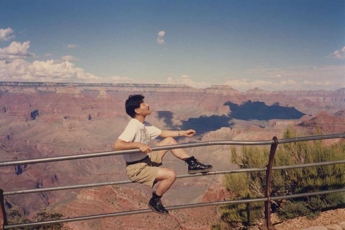 Überraschung! Mit »Flora« von 1987 erscheint weitere Musik von Hiroshi ...