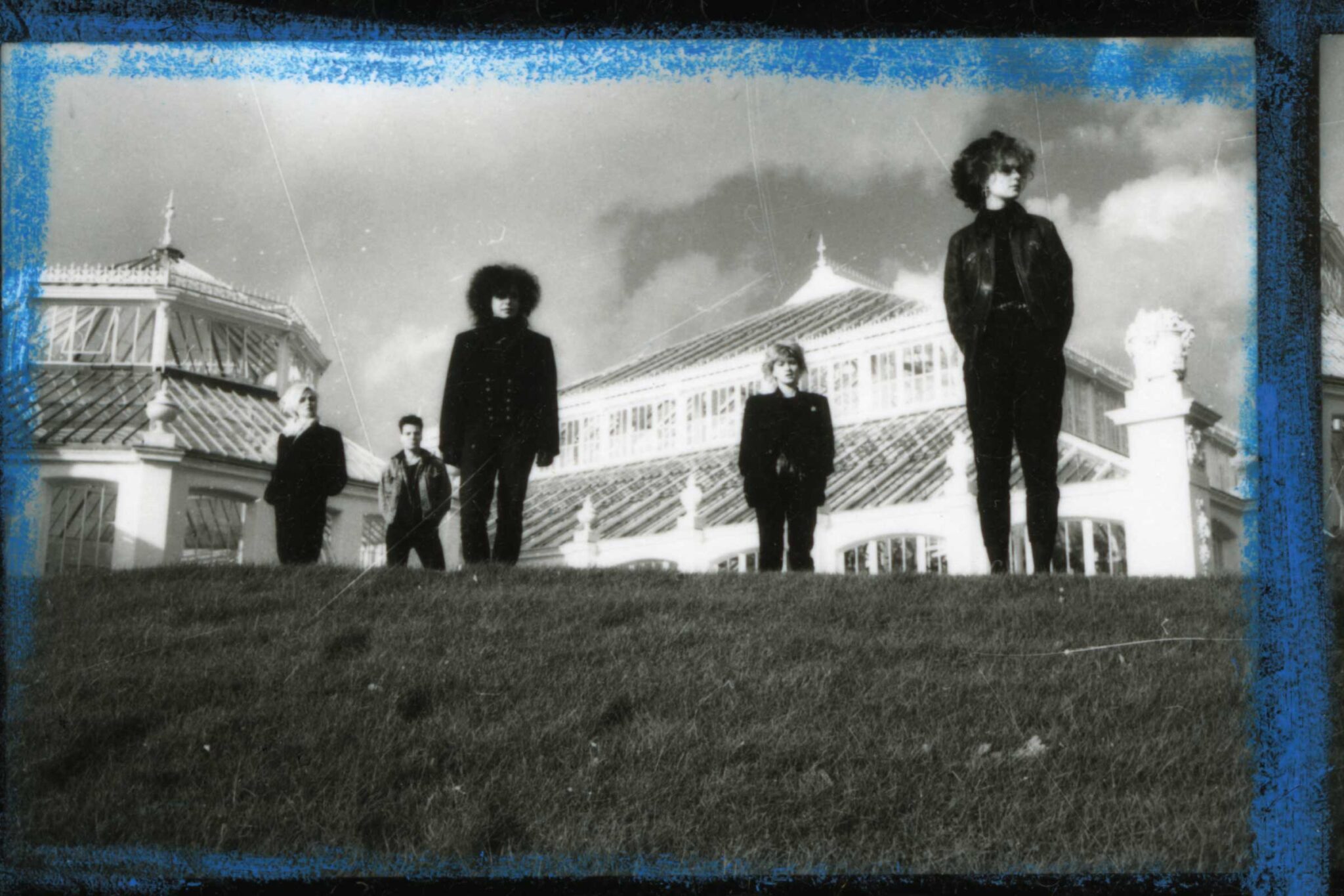 Between the Iconic and the Unknown: The Legacy of Xmal Deutschland ...